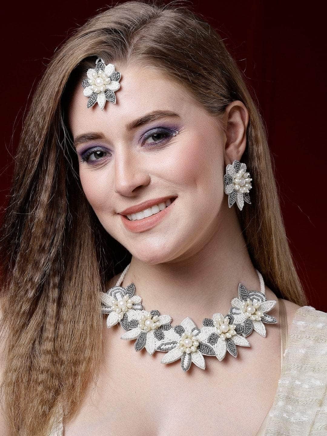Handcrafted Floral Design Contemporary Jewellery Set